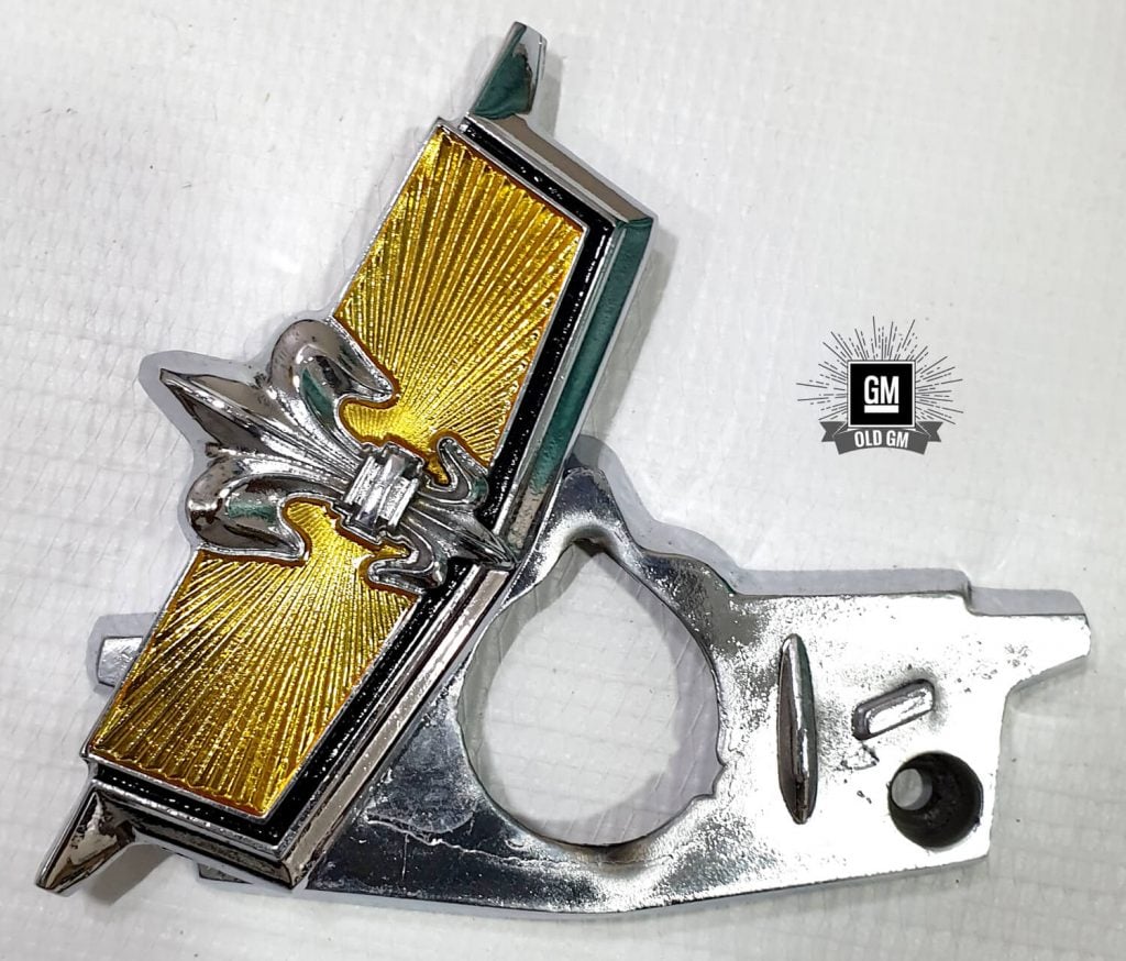 80-90 Caprice Trunk Emblem - Old GM