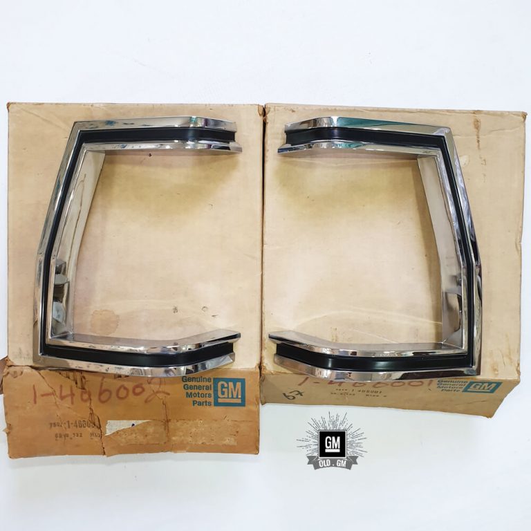 NOS GM 78 Caprice Front Fender Extension Molding Set - Old GM