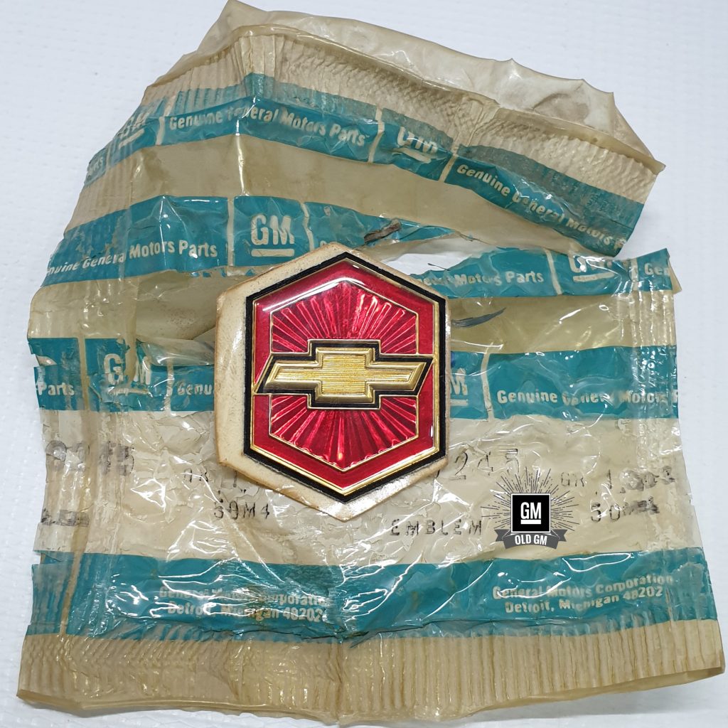 NOS GM 78 Malibu Grille Emblem - Old GM
