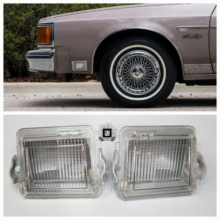 NORS 77-90 Oldsmobile B & C Body Cornering Lamp Set - Old GM
